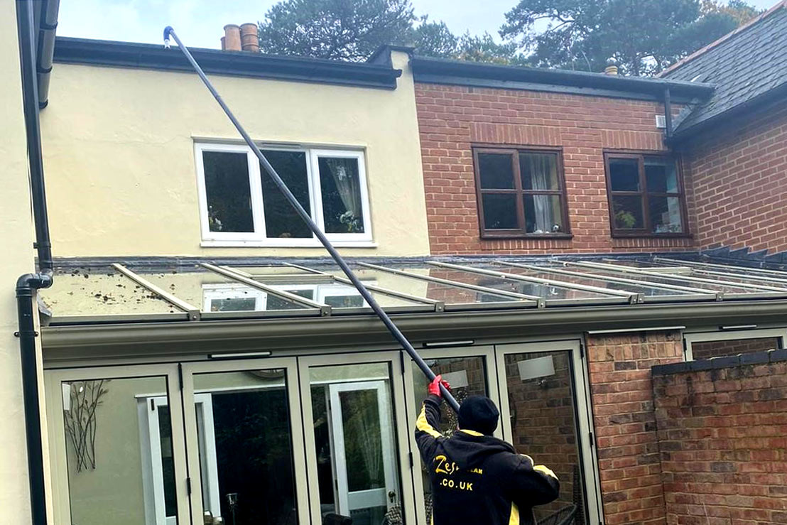 Gutter Clearing in Surrey | Surrey Gutter Cleaning | Zest Clean Surrey